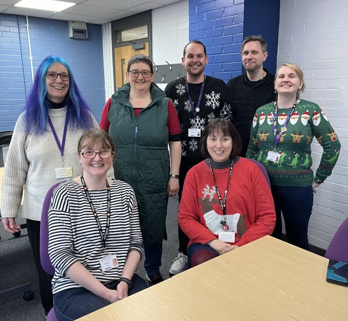 Cyfarchion yr ŵyl a Blwyddyn Newydd Dda oddi wrth yr Uned Datblygu ...